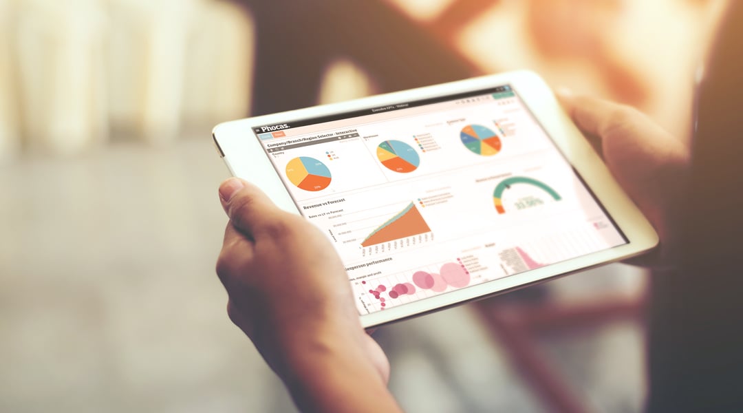 KPIs vs. Metrics: 5 ways data analytics can help monitor performance